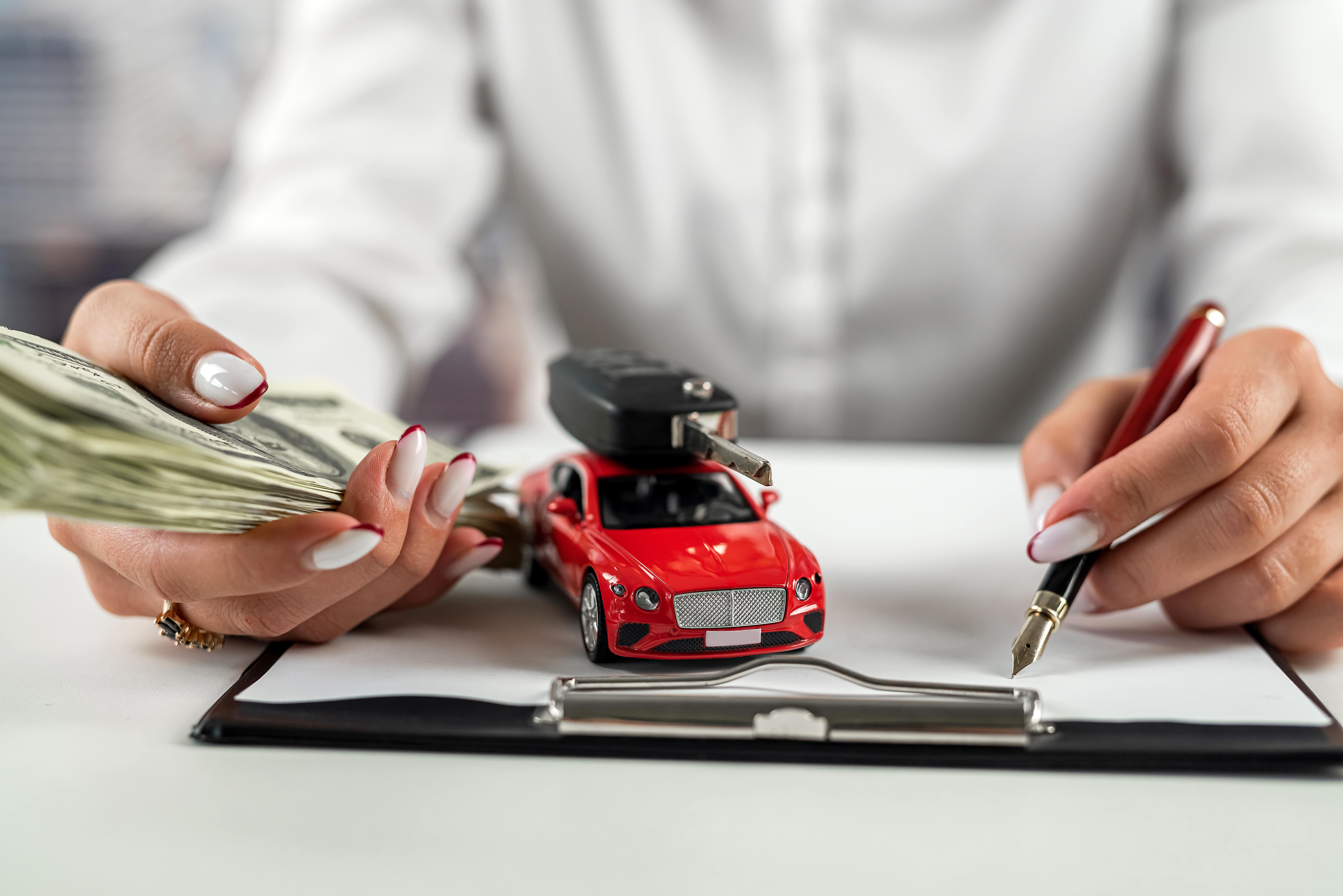 Essential Documents Required for Car Insurance in the UAE